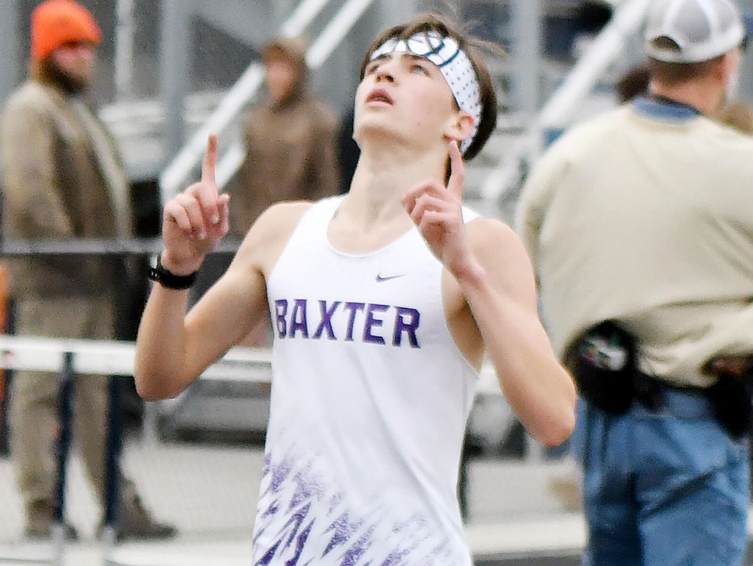 Baxter boys edge Tigerhawks in early bird invitational