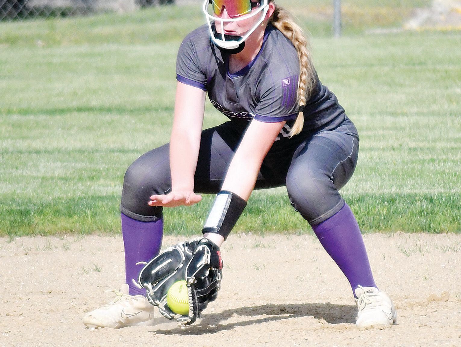 Baxter softball routs Royals, edges Hillcrest Academy