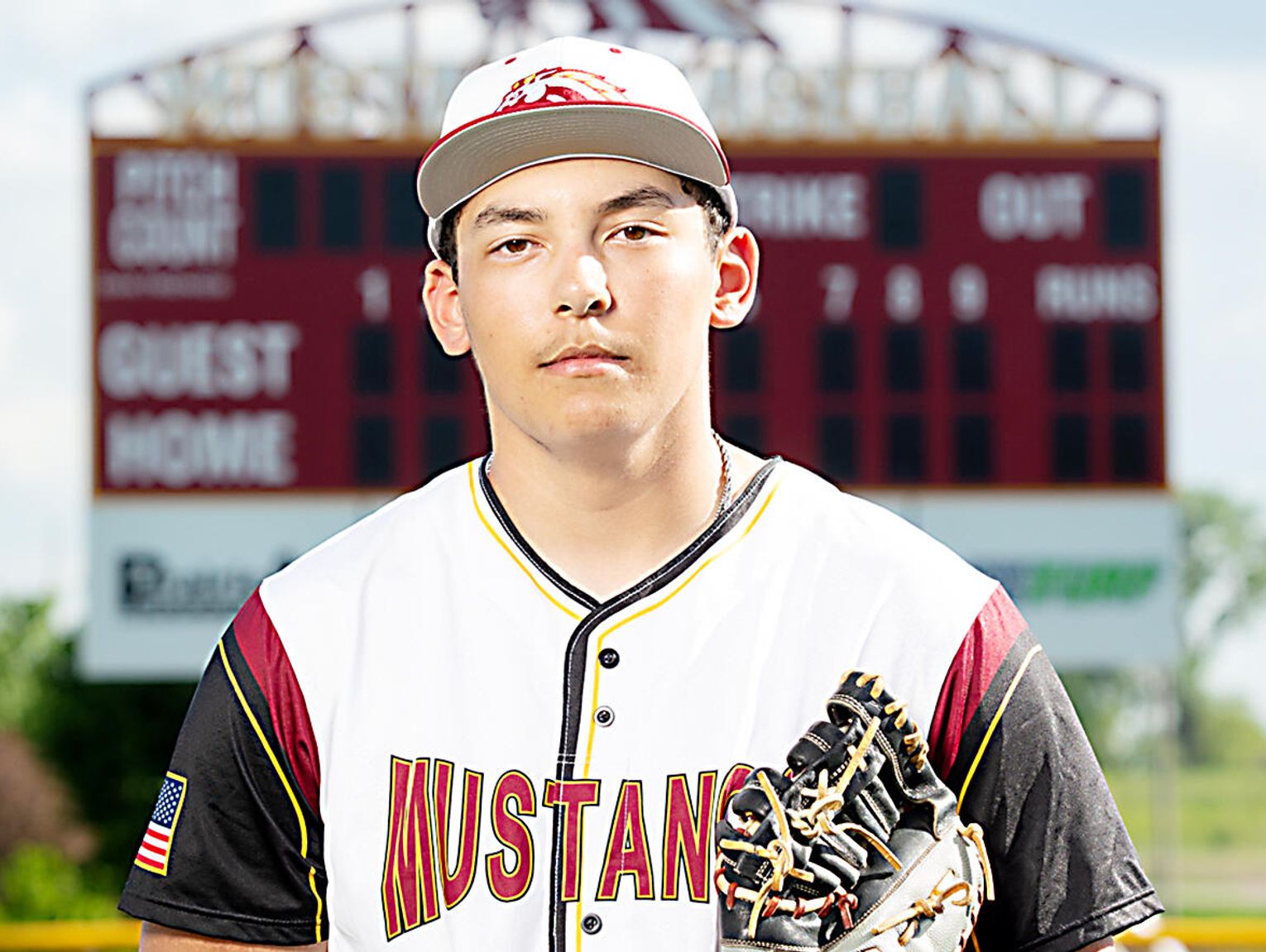 Mustangs rout Rams, shut out Pella Christian on baseball diamond