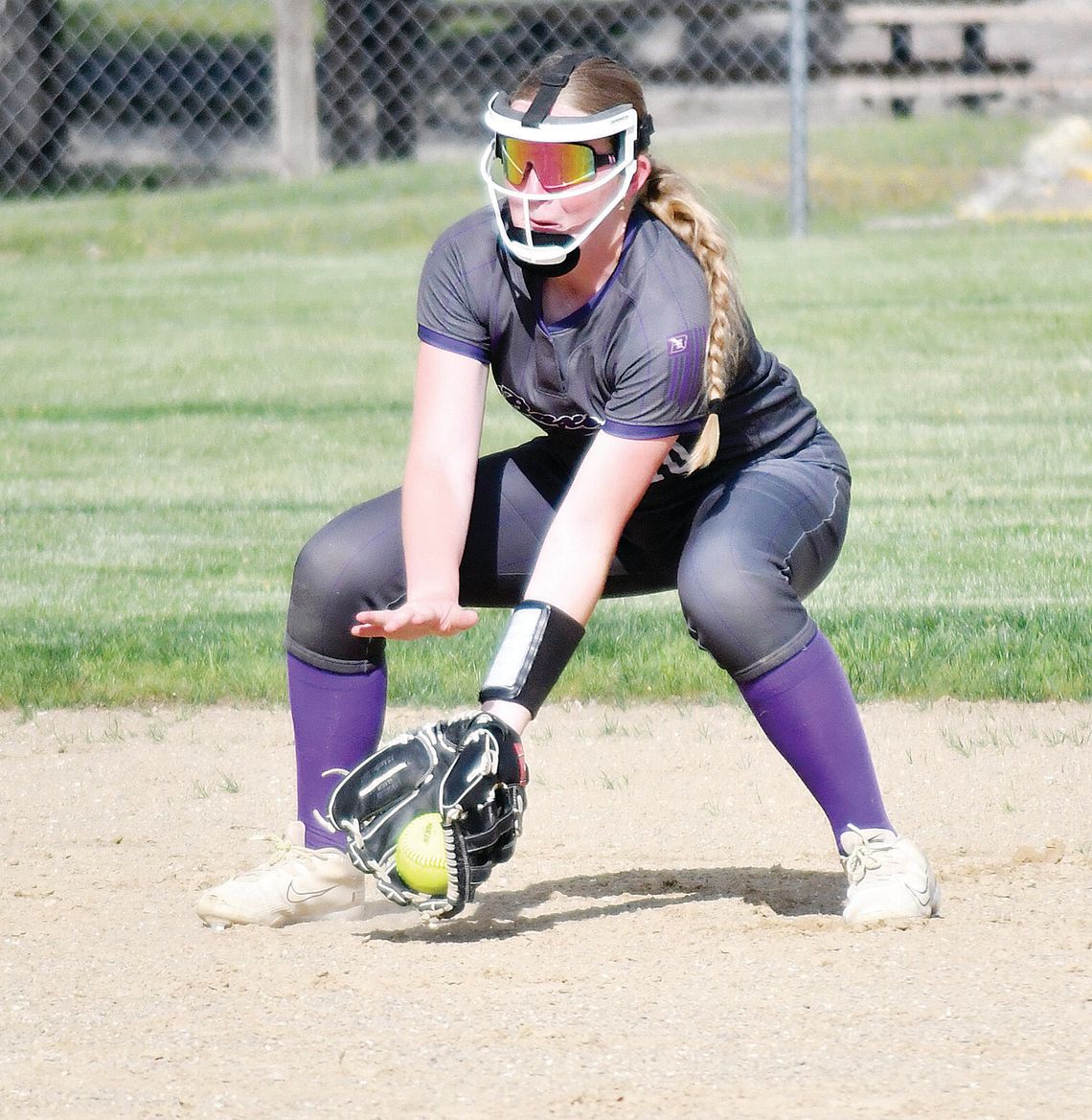 Baxter softball routs Royals, edges Hillcrest Academy