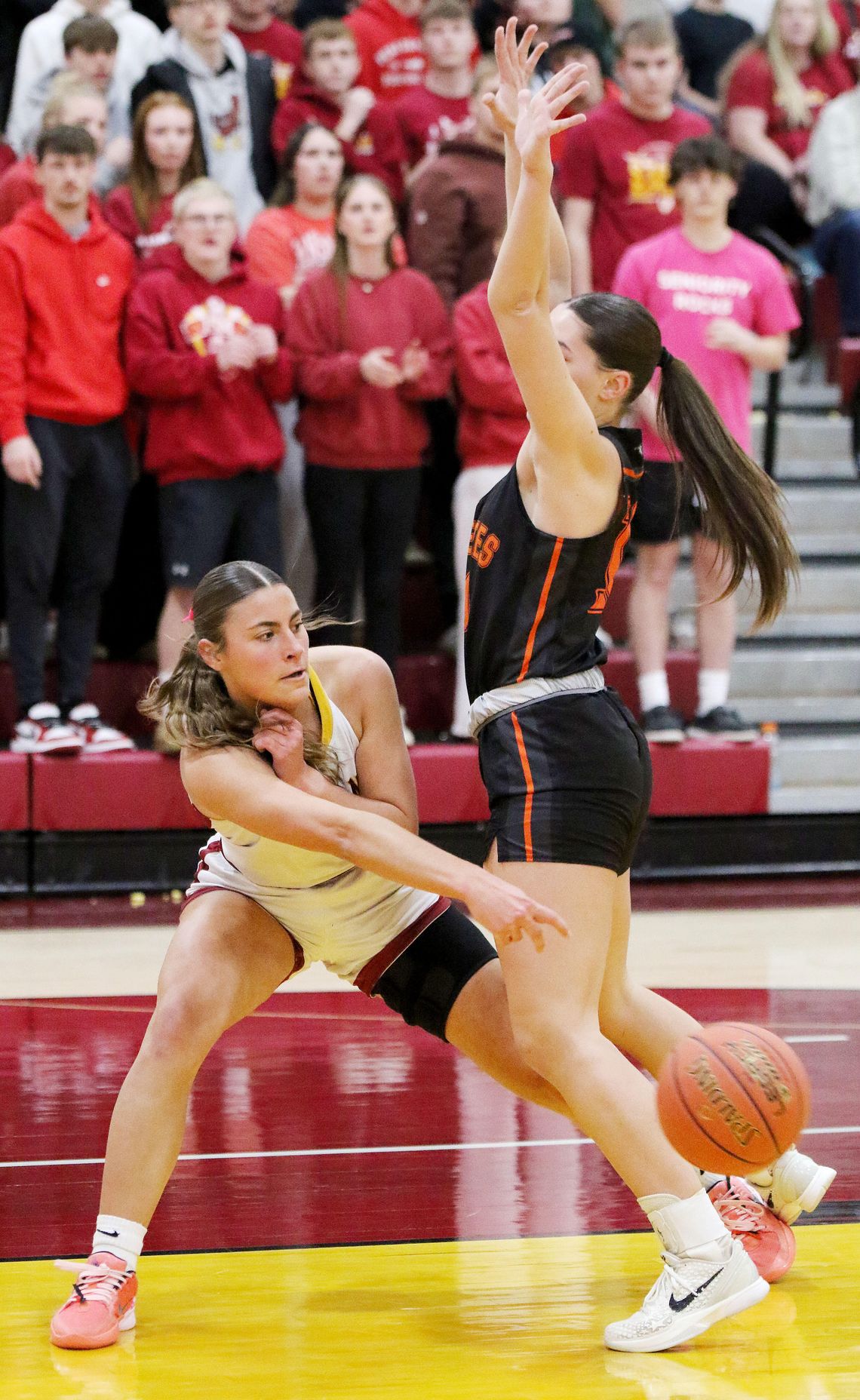 PCM girls fall to Mediapolis in regional final