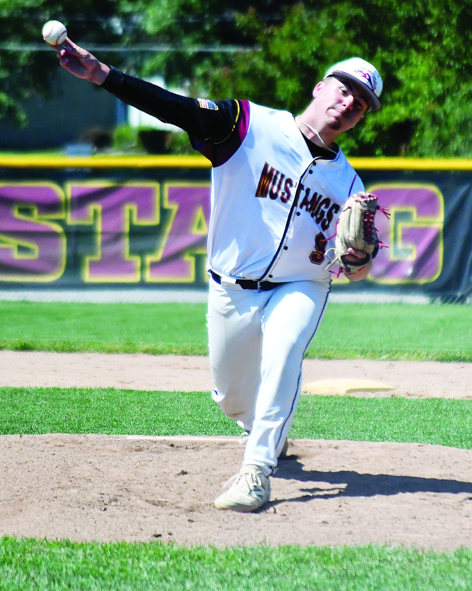 PCM baseball sweeps I-35, routs pair of HOIAC rivals